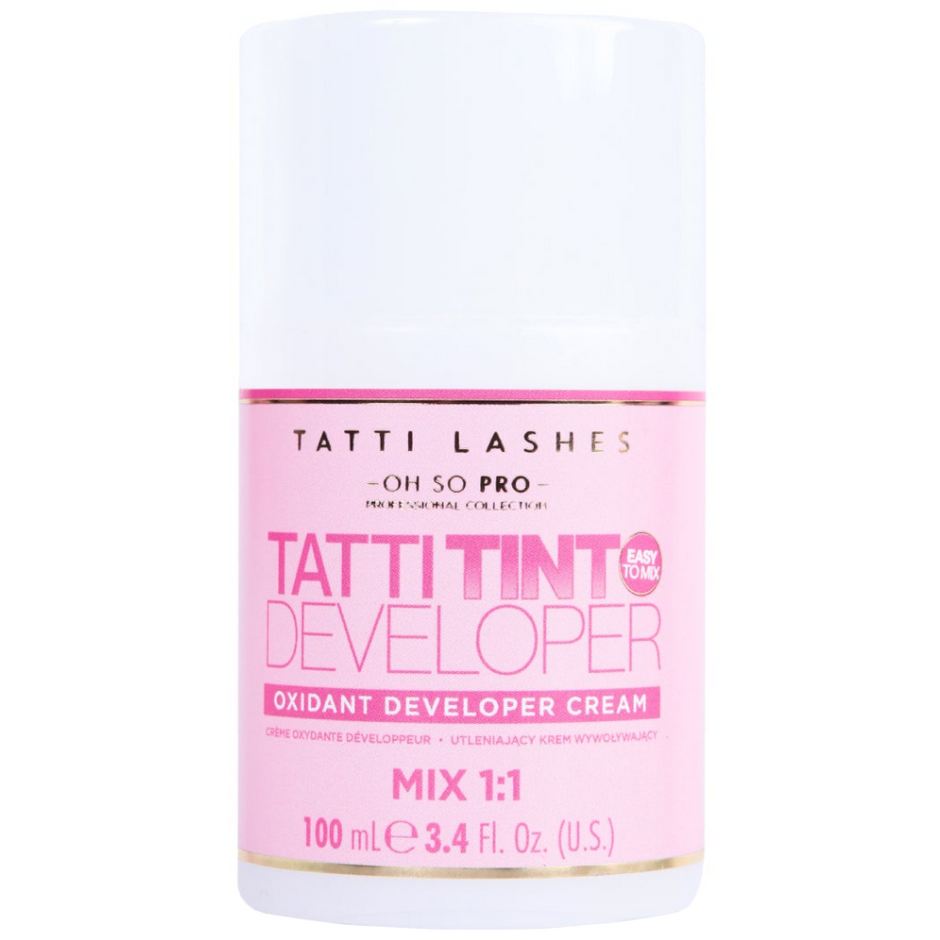 Tatti Lashes – Dennis Williams